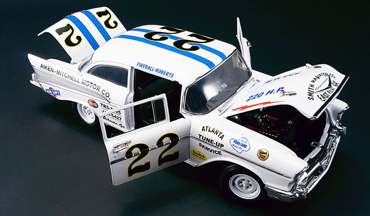 A1807002 - Fireball Roberts' #22 1957 Chevrolet